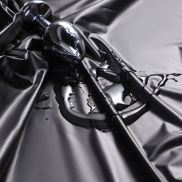 Midnight Bliss Waterproof PVC Bedding - Black (220 x 130 cm) – mooods